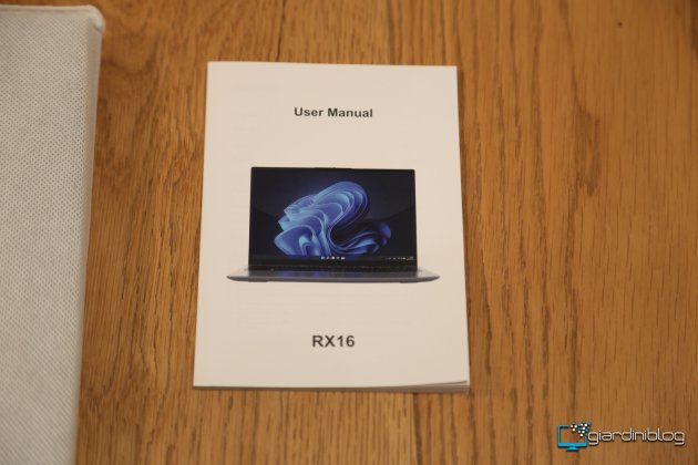Recensione AceMagic RX16: Laptop da 16" Ryzen 7 potente ed espandibile ...